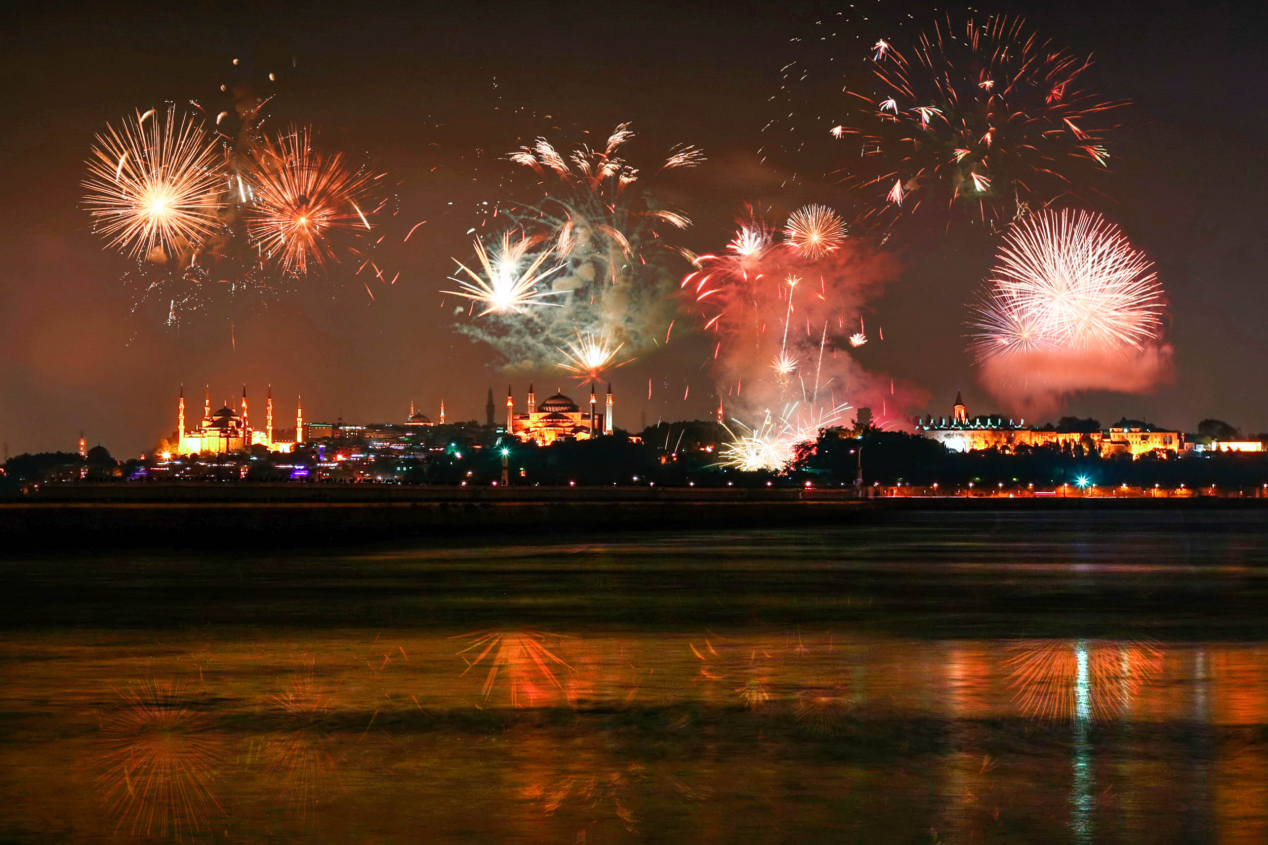 So wird eure Silvesterfeier in Istanbul unvergesslich | Urlaubsguru