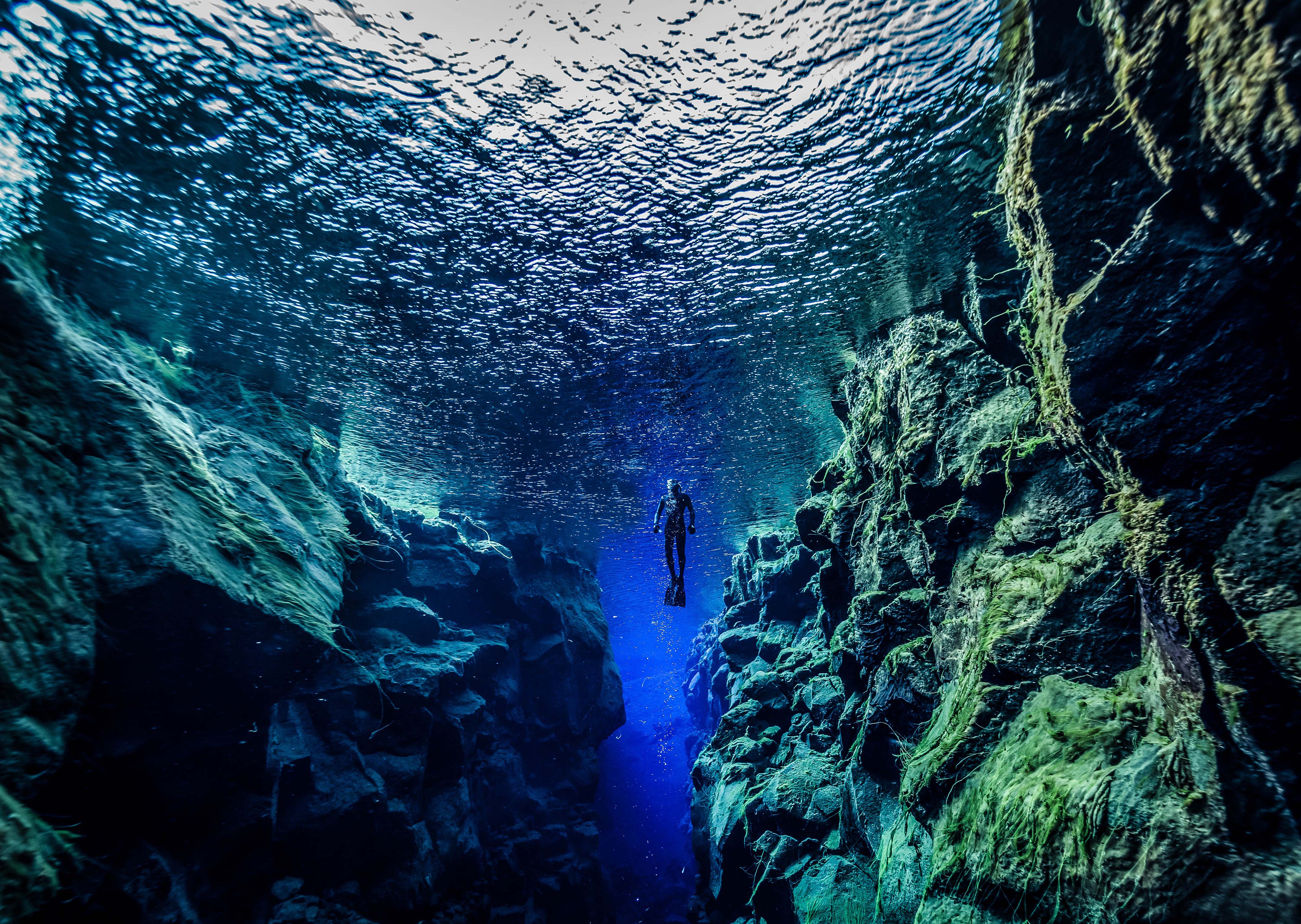 Islands Silfra Spalte | Urlaubsguru.de