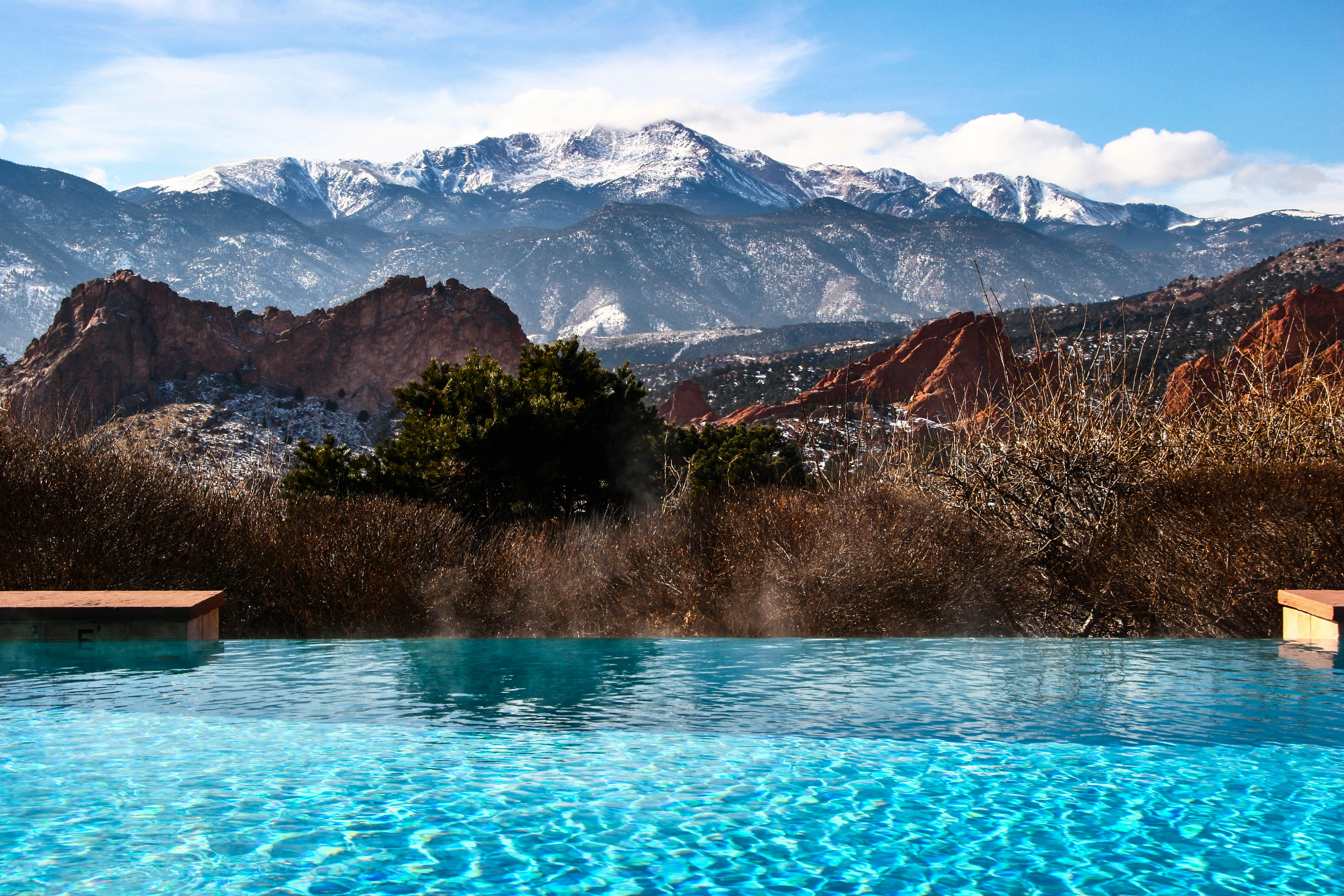 Die schönsten Infinity Pools in den Alpen | Urlaubsguru.de