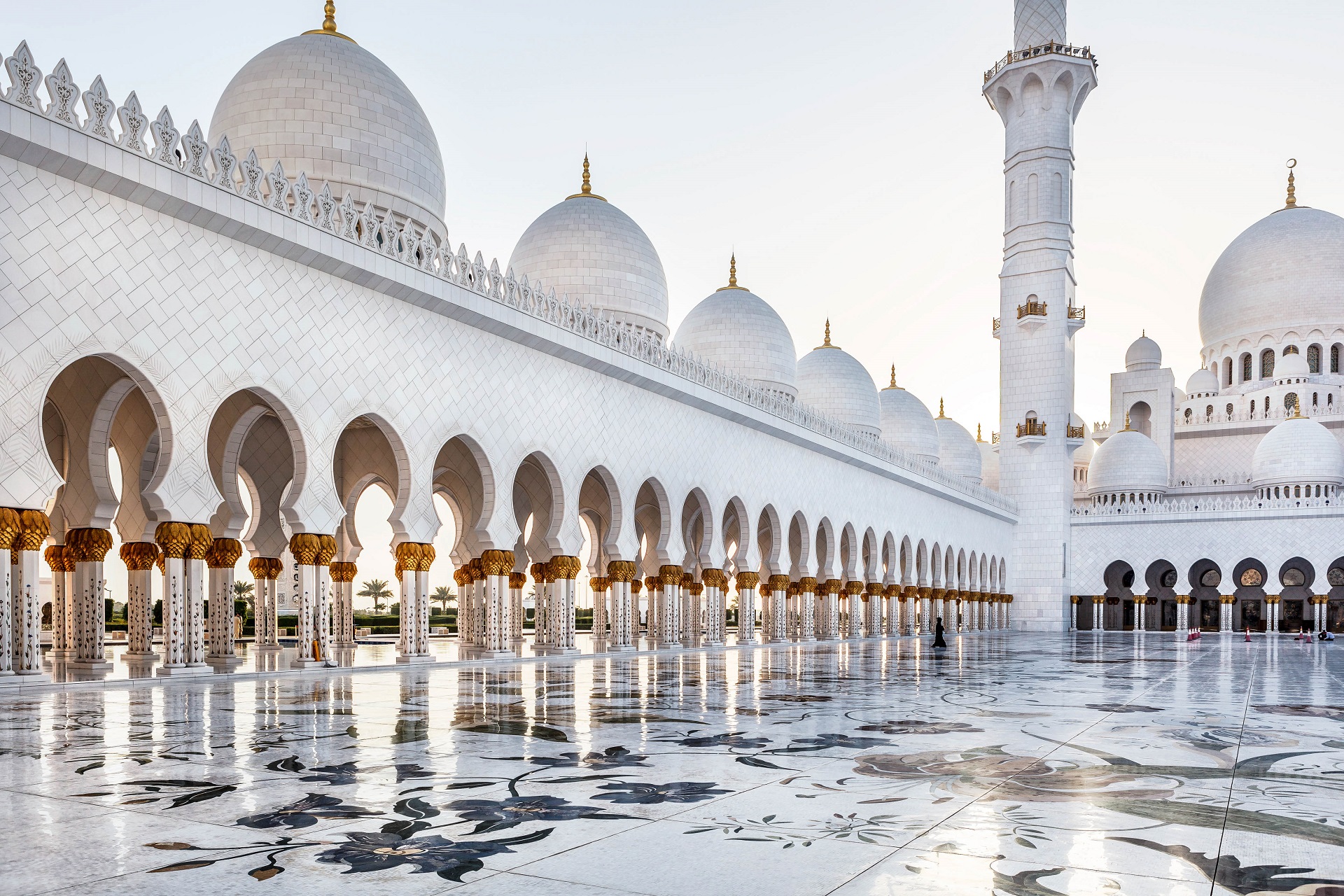 1001 Nacht - Die Scheich-Zayid-Moschee | Urlaubsguru.de 1001 Nacht - Die Scheich-Zayid-Moschee | Urlaubsguru.de